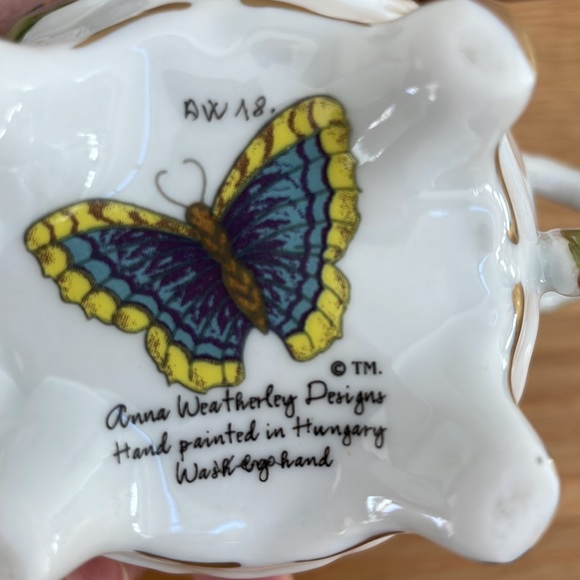 Anna Weatherley | Dining | Nwot Anna Weatherley Rare Butterfly And ...